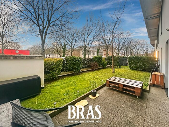 Appartement à louer - Nantes, Eraudière, La Marrière, Rond-point de Paris - 3 pièces - 2 chambres