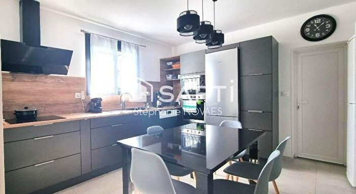 Maison à vendre - Sérignan - 4 pièces - 3 chambres