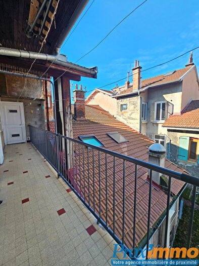 Appartement à louer - Voiron, Centre-ville, Gare - 5 pièces - 3 chambres