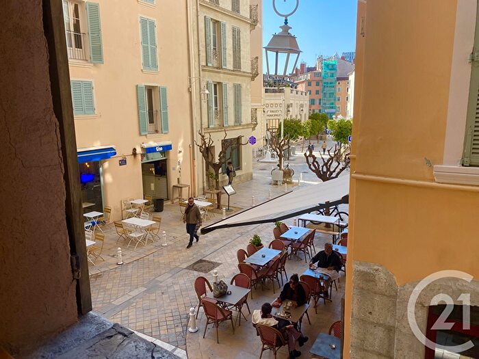 Appartement à vendre - Toulon, Centre-ville - 2 pièces - 1 chambre