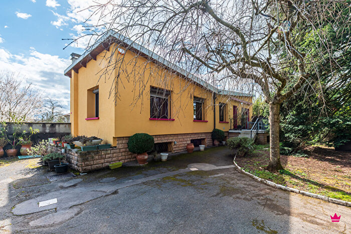 Maison à vendre - Meyzieu, Nord Ouest - 5 pièces - 2 chambres