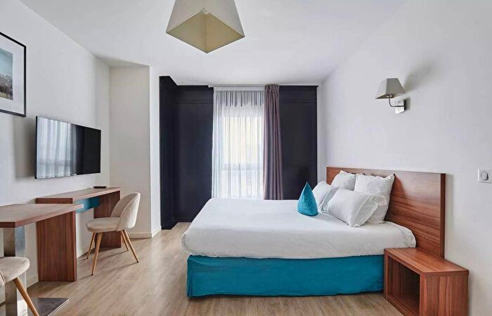 Appartement à louer - Rueil sur Seine-Plaine-Gare, Rueil-Malmaison - 1 pièce - 1 chambre