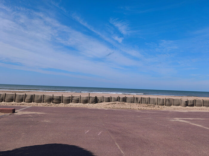 Appartement à vendre - Benerville-sur-Mer - 3 pièces - 2 chambres