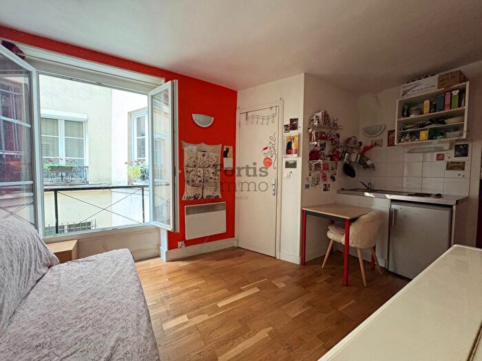 Appartement à vendre - Paris e , Montmartre, Sacré Coeur, Abbesses - 1 pièce