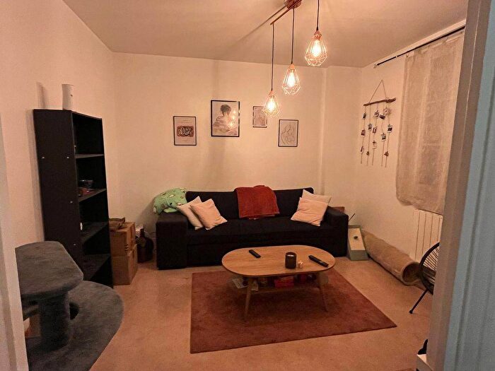 Appartement à louer - Clermont-Ferrand - 2 pièces - 1 chambre