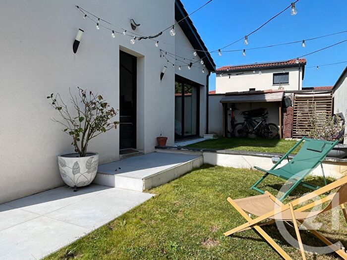 Maison 6 pièces à vendre - Montanay
