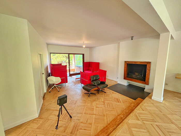 Maison à vendre - Lyon e  - 6 pièces - 5 chambres