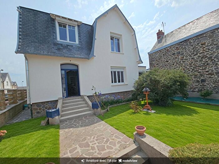 Granville, Centre-ville - Maison 6 pièces à vendre