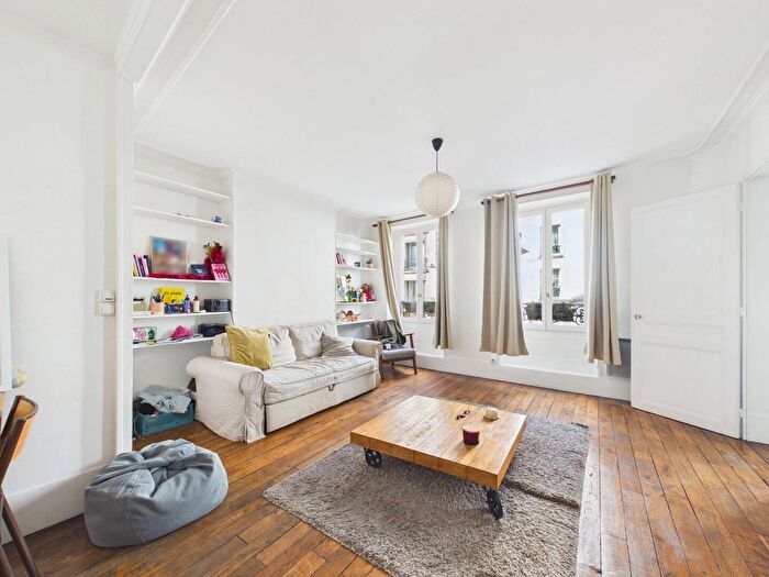 Appartement à louer - Saint Vincent de Paul-Lariboisière, Paris ème arrondissement - 3 pièces - 1 chambre