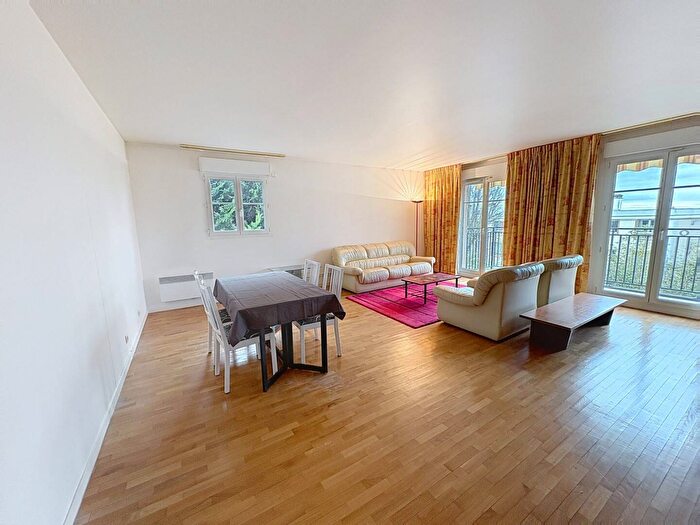 Appartement à louer - Chennevières-sur-Marne - 4 pièces - 3 chambres