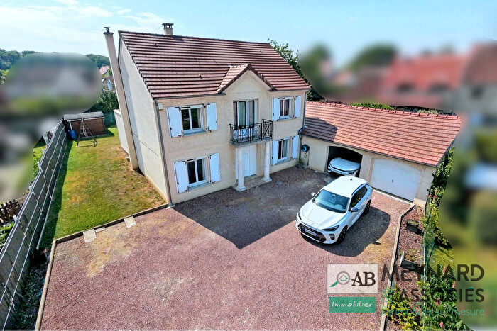 Maison 7 pièces à vendre à Faremoutiers