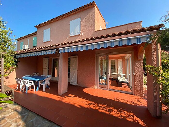 Maison 4 pièces à vendre - Bormes-les-Mimosas, La Favière, Le Gau, Cap-Bénet, Cabasson, Plages