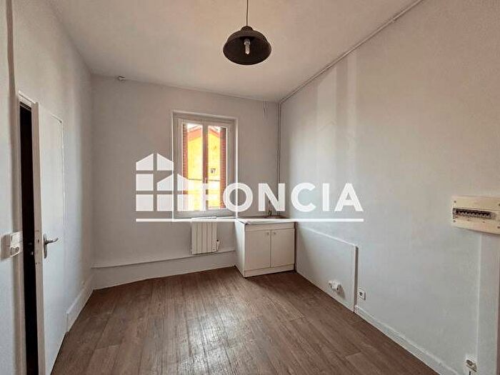 Appartement à louer - La Pagère-Bron Église-Le Terraillon-Saint Jean - 2 pièces - 1 chambre