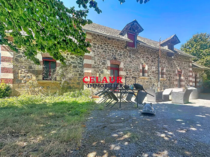 Maison 6 pièces à Saint-Bonnet-Avalouze, à vendre