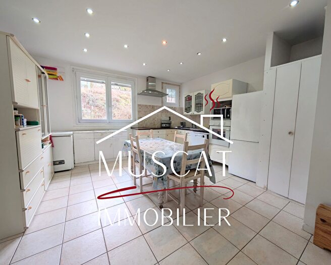 Appartement à vendre - Bourgoin-Jallieu, Champaret, Boussieu - 3 pièces - 2 chambres