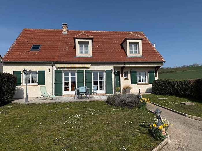 Maison à vendre - Nailly - 7 pièces - 4 chambres