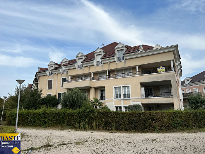 Appartement à louer - Émerainville - 3 pièces - 2 chambres