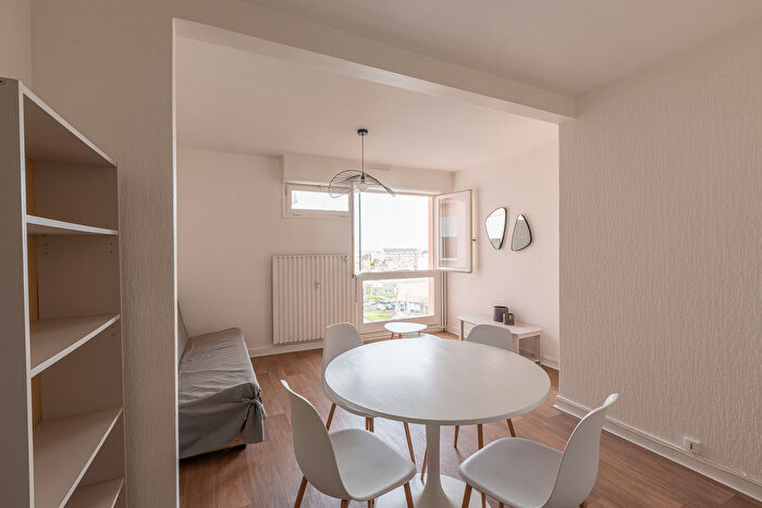 Saint-Brieuc, Ville Hellio, Tour dAuvergne, Ville Jouha : Appartement 1 pièce à vendre