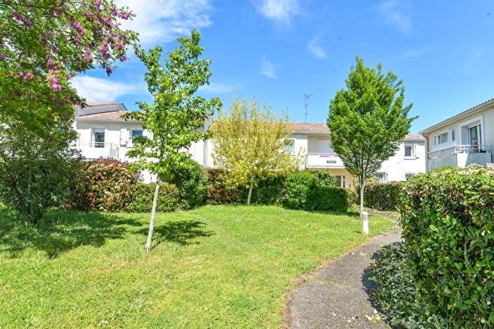 Nord Est, Saint-André-de-Cubzac - Appartement 3 pièces à louer