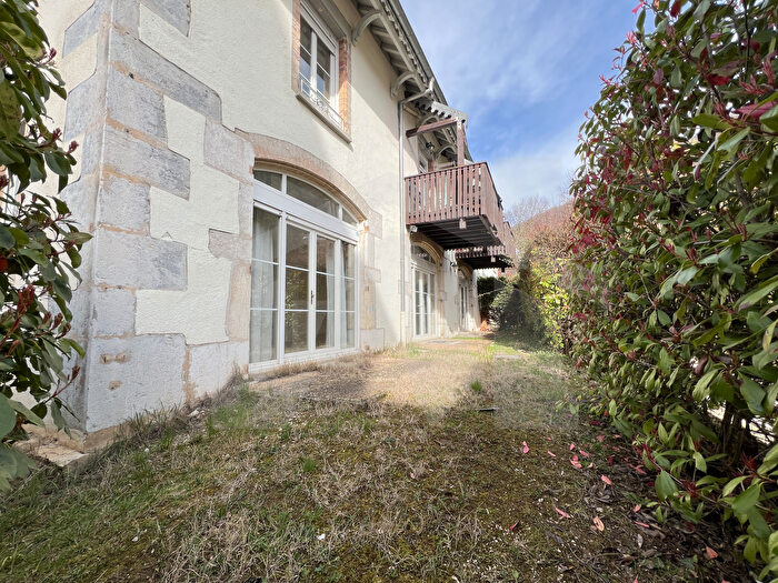 Appartement à vendre - Poisat - 5 pièces - 4 chambres