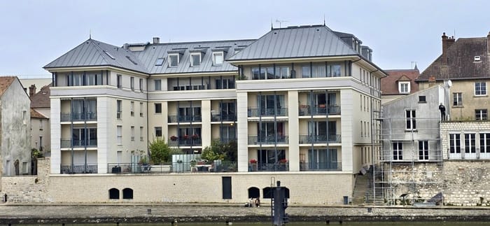 Melun, Rive de Seine, Sud : Appartement 5 pièces à louer