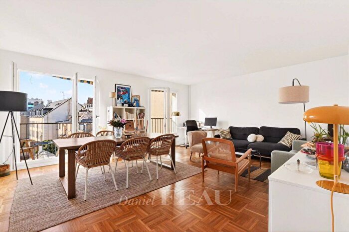 Appartement à louer - Notre Dame, Versailles - 3 pièces - 2 chambres