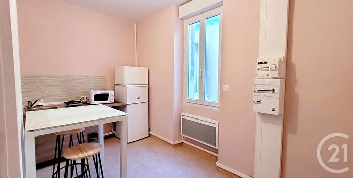 Appartement à louer - Alès, Centre-ville - 1 pièce