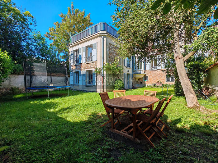 Versailles : Appartement 7 pièces à vendre