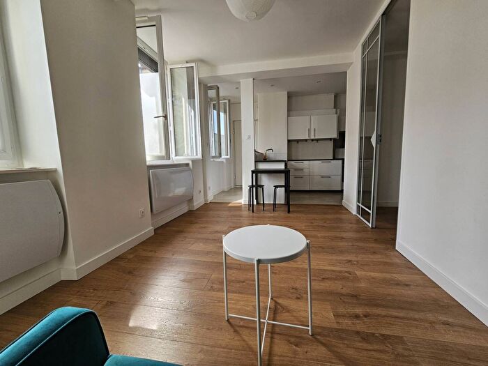 Appartement à louer - Ainay, Lyon ème arrondissement - 1 pièce