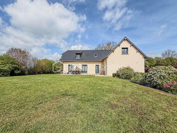 Maison 6 pièces à Pont-lévêque, à vendre