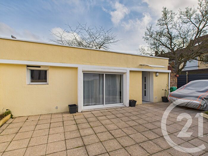 Maison à vendre - Trappes, La Boissière - 2 pièces - 1 chambre