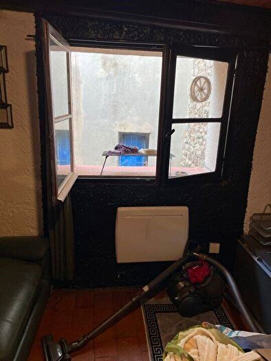 Exterieur, Trets : Appartement 1 pièce à louer