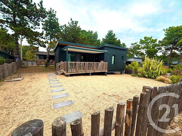 Maison à vendre - Jullouville - 3 pièces - 2 chambres