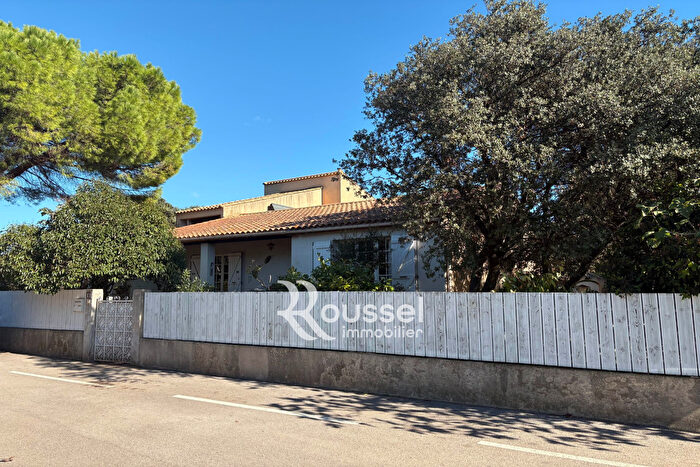 Maison à vendre - Villeveyrac - 6 pièces - 4 chambres