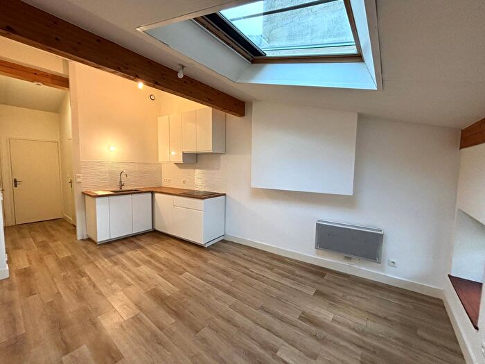 Appartement à louer - Côte Chaude-Montaud, Saint-Étienne - 3 pièces - 2 chambres