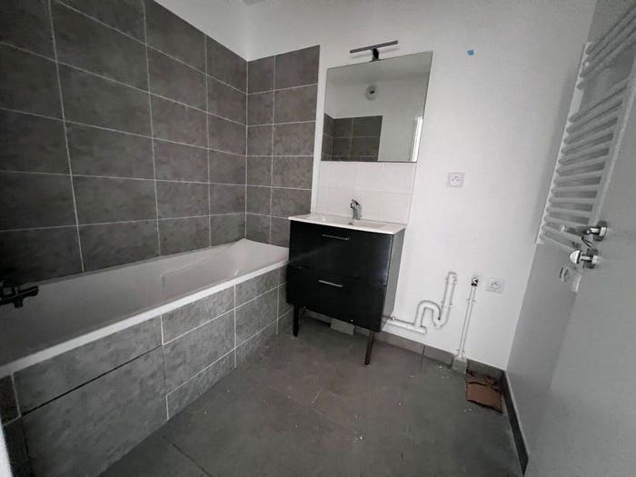 Appartement 4 pièces à Creil, à louer