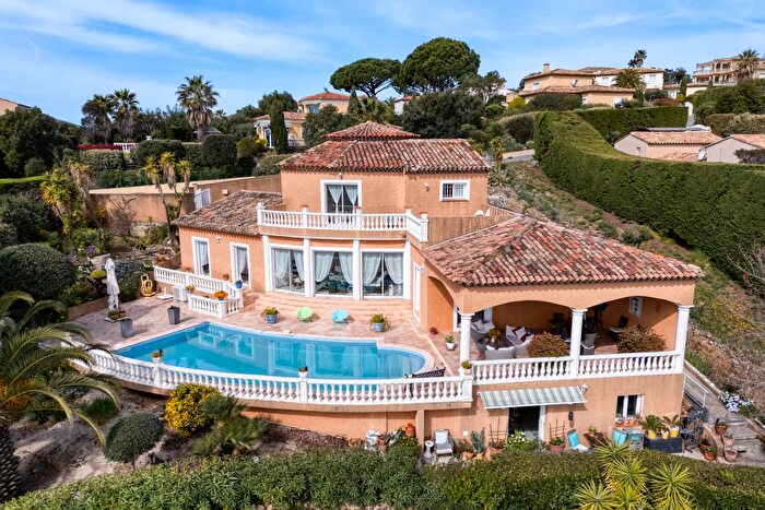 Maison à vendre - Sainte-Maxime, Saquèdes, Quilladou, Garonnette, Golfe - 3 chambres