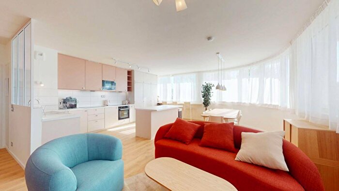 Appartement à louer - Nord, Huningue - 1 pièce - 7 chambres