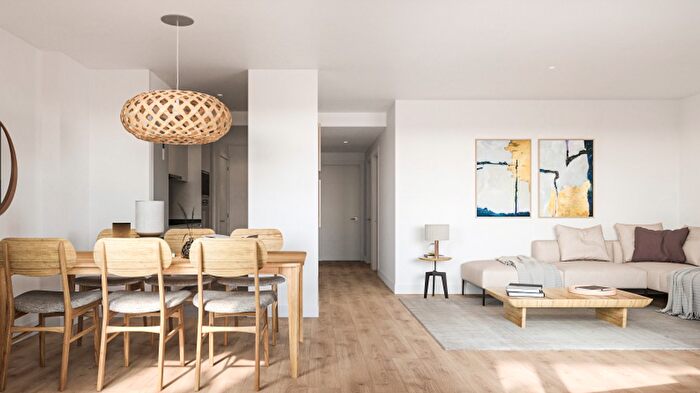 Appartement 4 pièces à Noisy-le-Grand, Centre-ville, à vendre