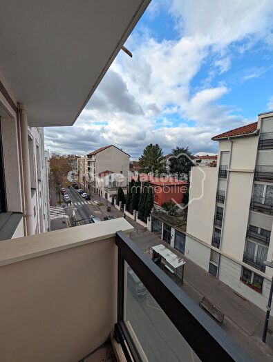 Appartement à vendre - Lyon e , Monchat - 2 pièces - 1 chambre