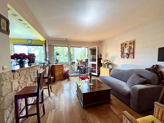 Appartement à vendre - Romainville, Centre-ville - 2 pièces - 1 chambre