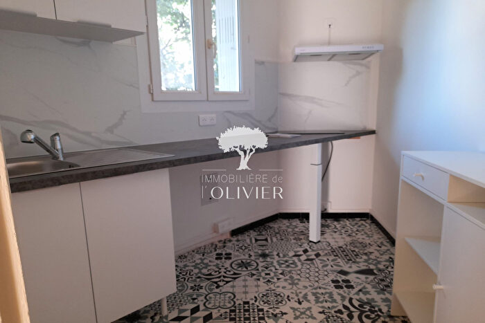 Apt : Appartement 1 pièce à louer