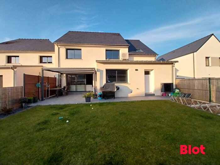 Maison à vendre - Vitré, Vallée du Guénault - 6 pièces - 5 chambres