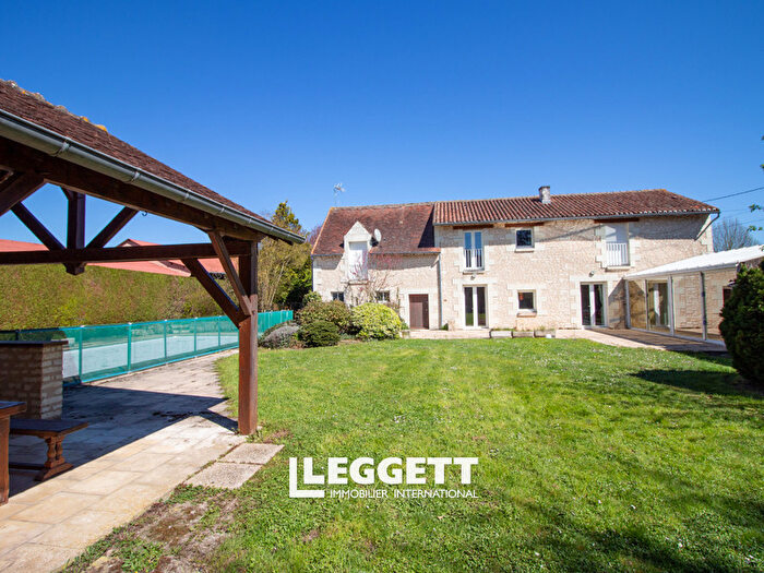 Maison à vendre - Rilly-sur-Vienne - 8 pièces - 5 chambres