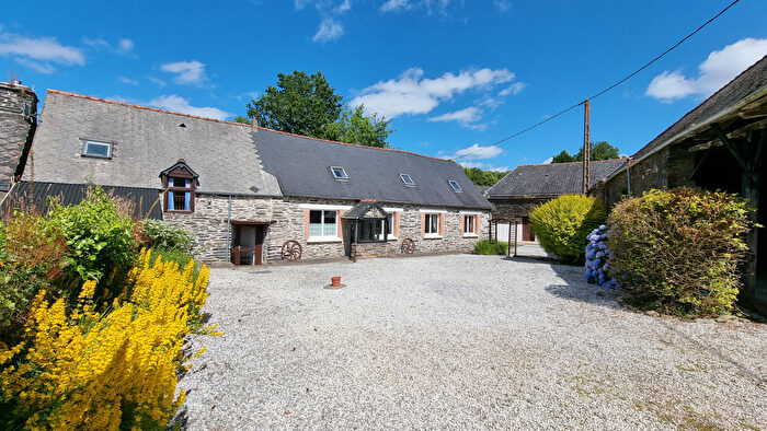 Caurel - Maison 8 pièces à vendre