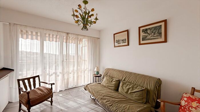 Appartement 3 pièces à vendre - Saint-Raphaël, Les Arênes