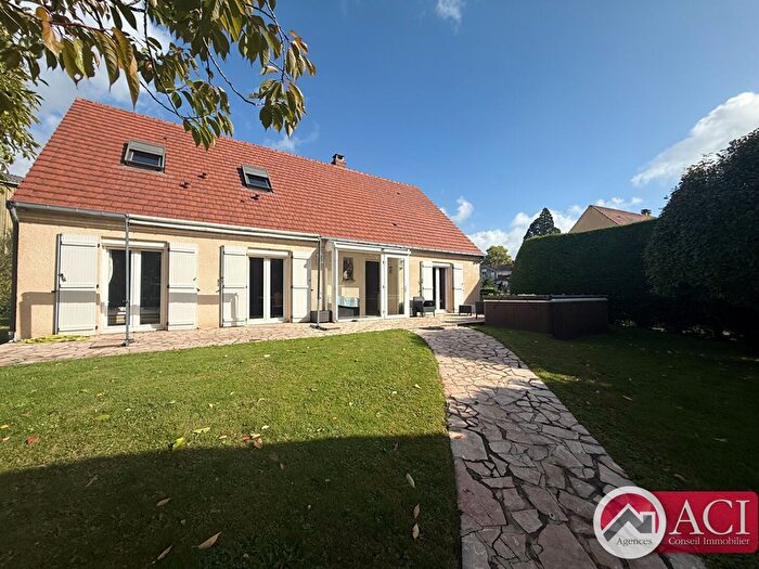 Maison 6 pièces à vendre à Sainte-Geneviève