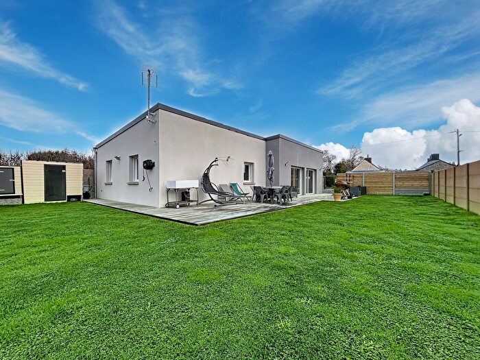 Gouville-sur-Mer : Maison 5 pièces à vendre