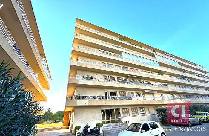 Appartement à vendre - Toulon, Bon Rencontre - 5 pièces - 4 chambres