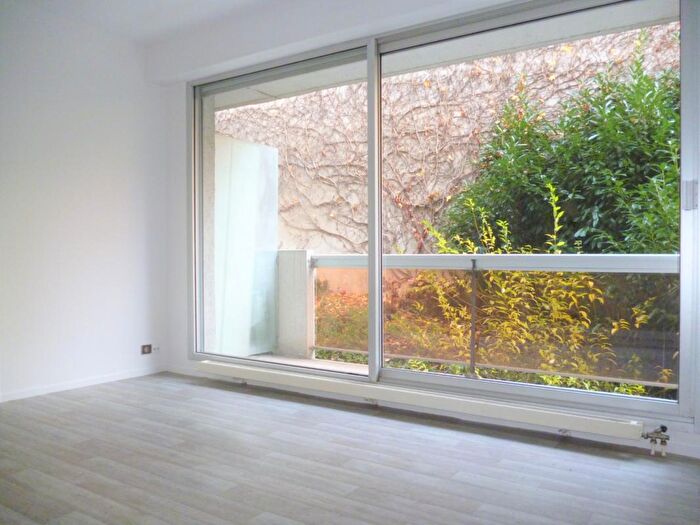 Appartement à louer - Orléans, Bannier, République - 1 pièce